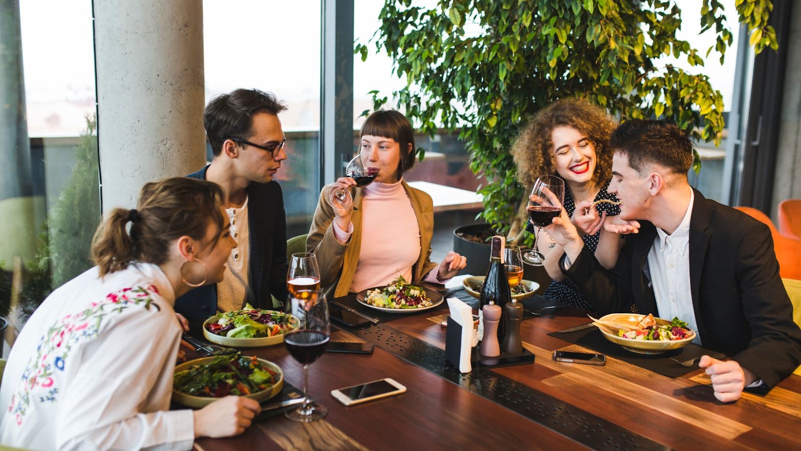 Discover The Most Popular Places To Eat Throughout The World - Travel ...