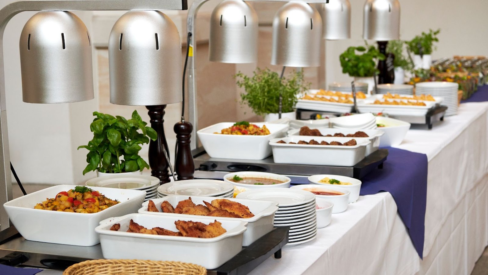 10 First-Class Food Catering Services in Singapore - Traveltweaks