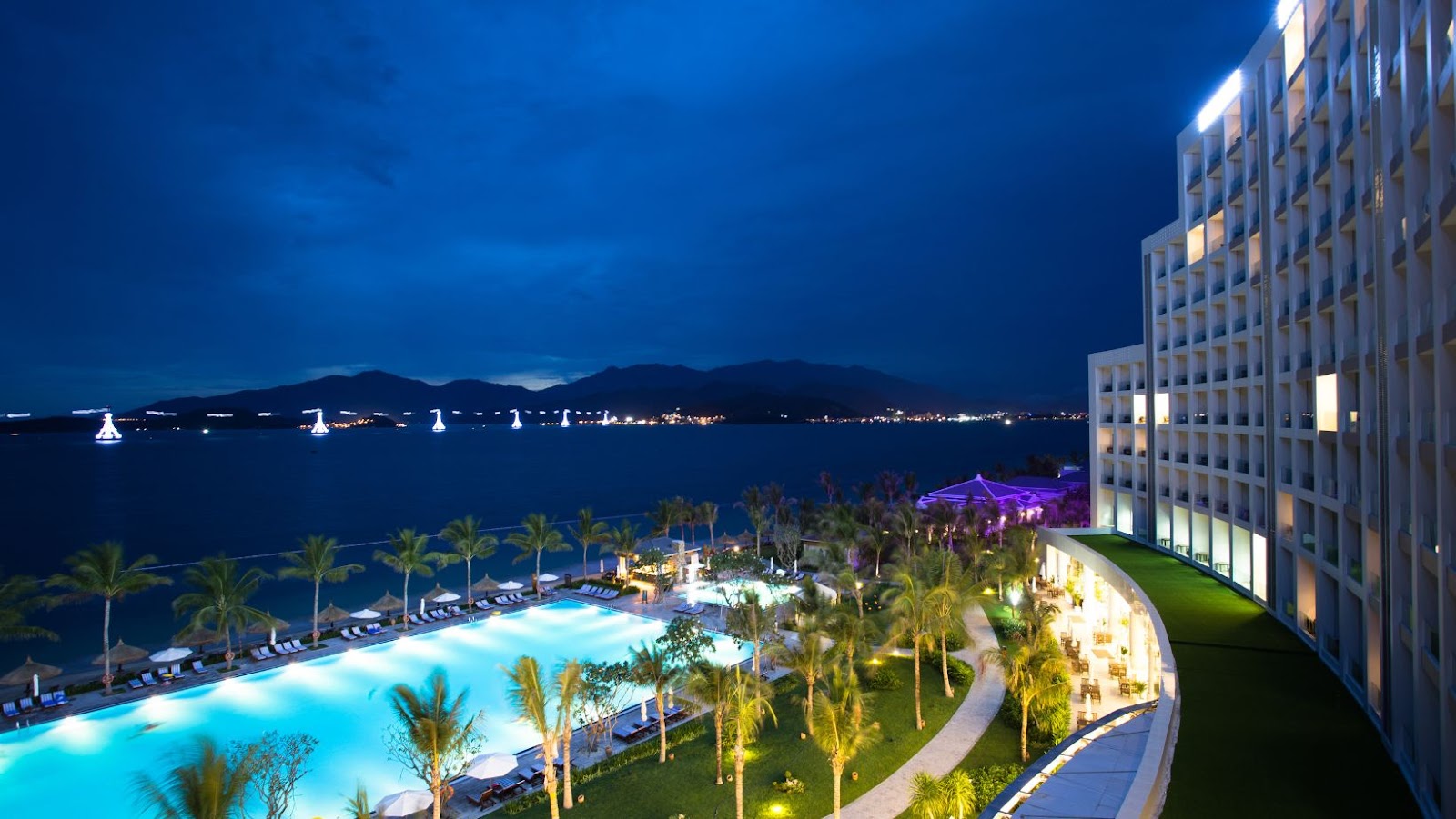 You Deserve The Finest – Book Yourself Into a Luxury Hotel - Travel Tweaks