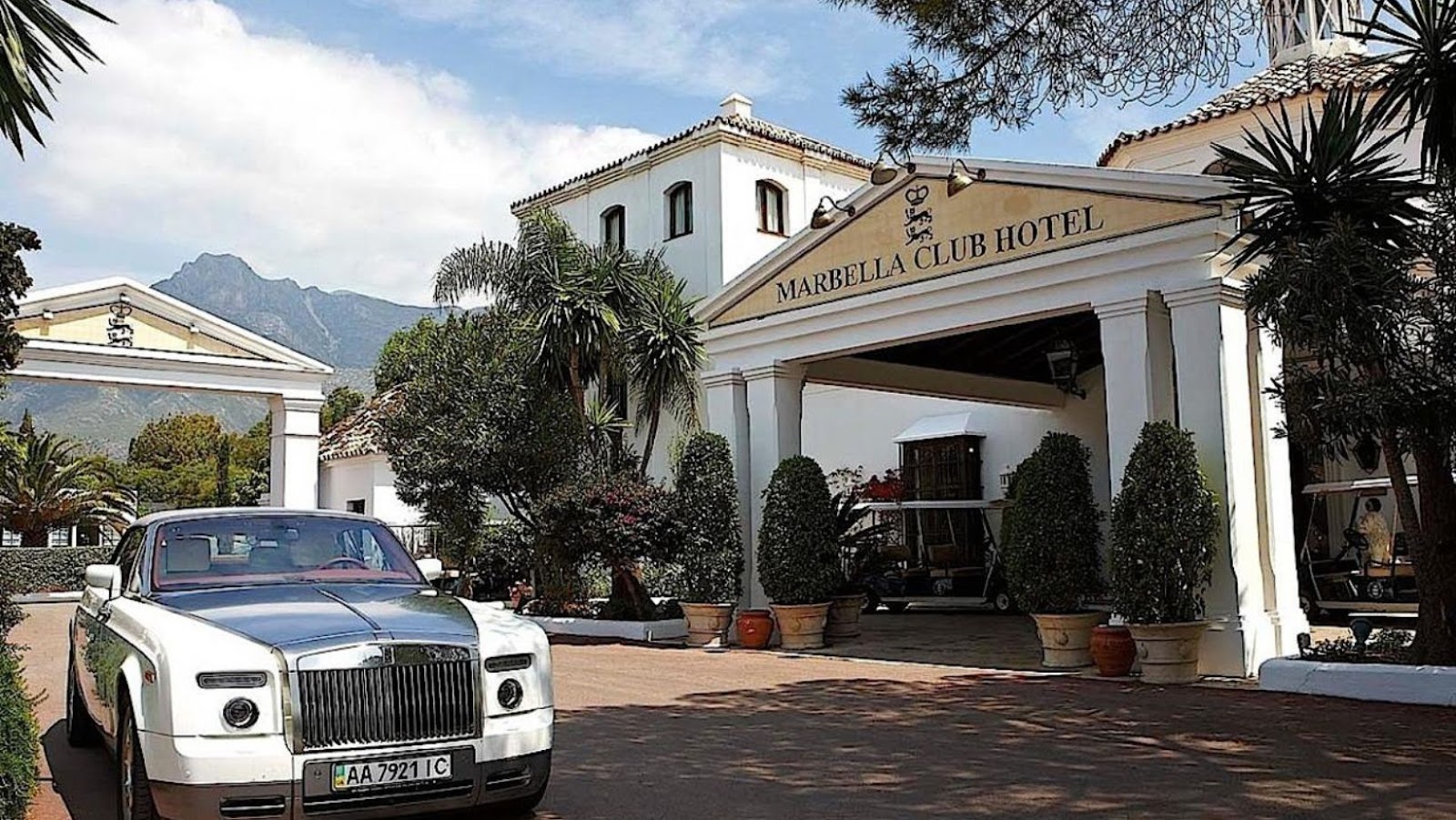 Fall In Love with the Simple Elegance of marbella+club+hotel+z+b7+golf ...