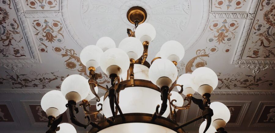 Finding the Ideal Distance Between Table and Chandelier for Form and ...
