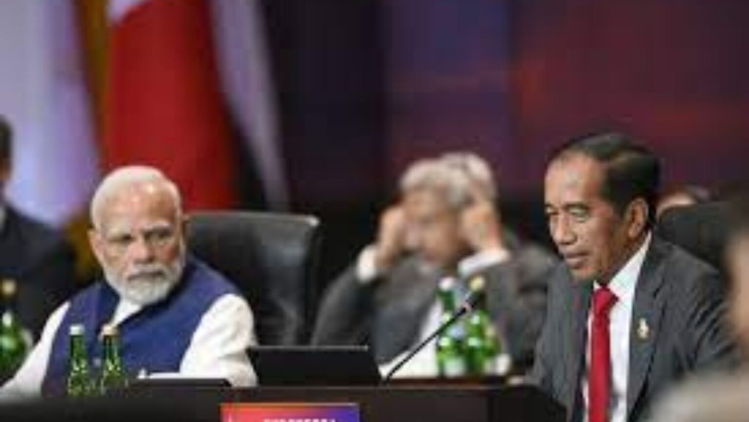 Pada Masa Demokrasi Terpimpin Politik Luar Negeri Indonesia Condong Ke ...