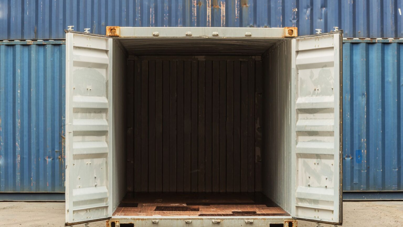 Container Modifications: Types, Benefits, and Applications - Traveltweaks